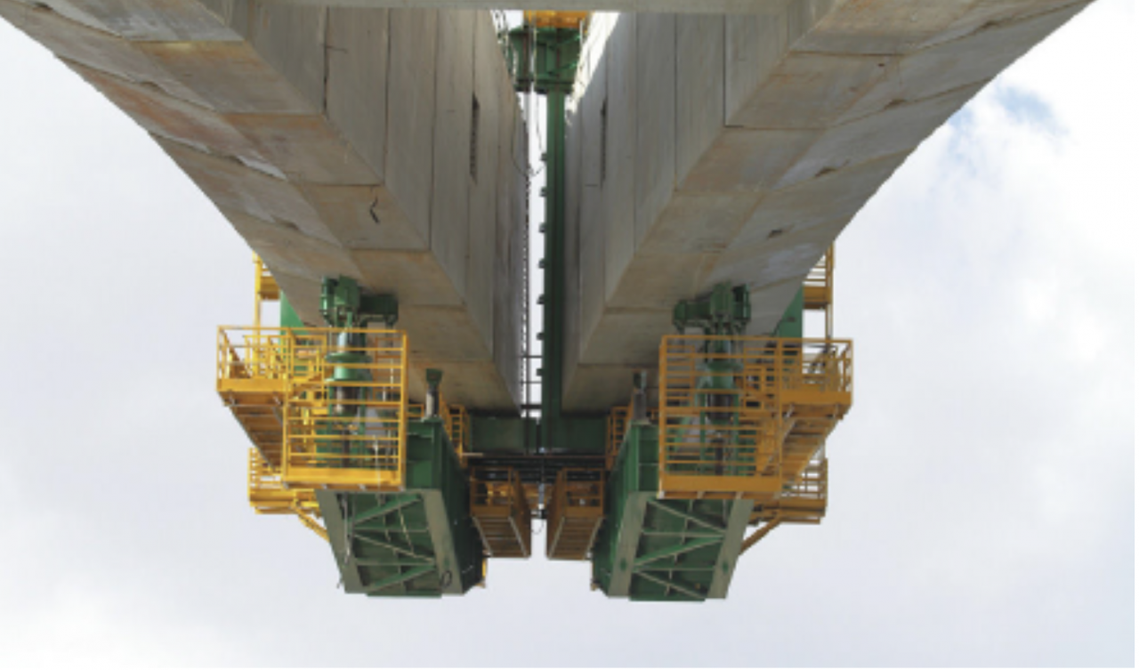 Formworks travelers for two different types of reinforced concrete arch ...